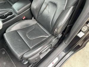 Black Audi A5 2009 in Klaipeda, with an engine capacity of 2.97 L and mileage of 407 thousand km for 3300 €, photo 12 on AUTOMOTO.COM.LV