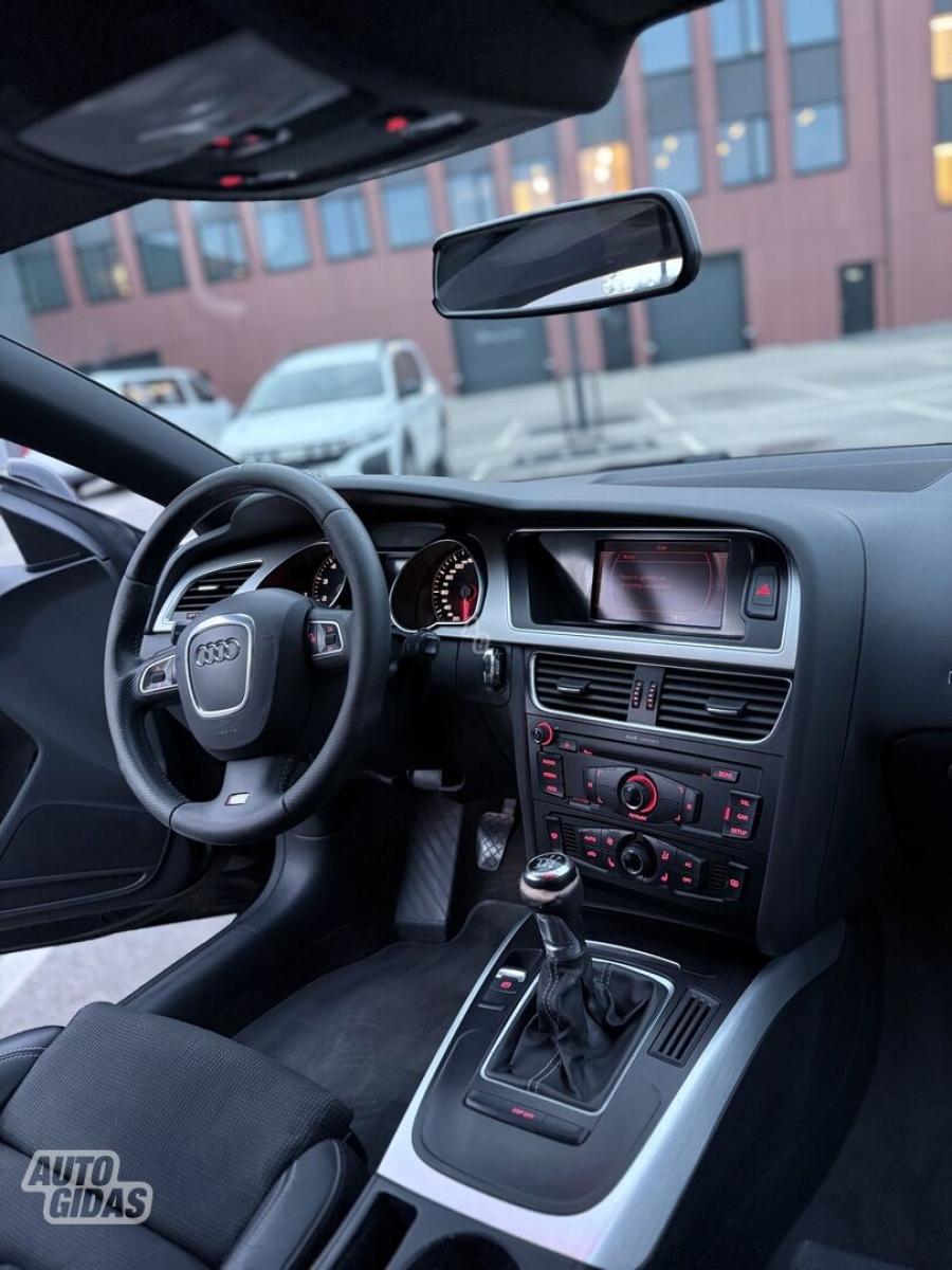 Melns Audi A5 2009 Viļņa, ar dzinēja tilpumu 2.00 L un nobraukumu 290 tūkst. km par 2500 €, foto 8 vietnē AUTOMOTO.COM.LV
