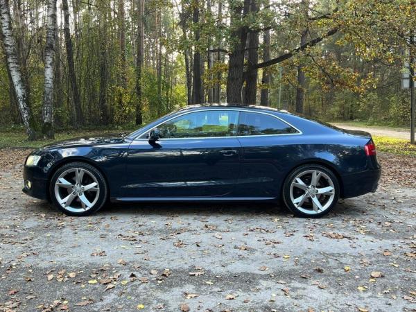 Black Audi A5 2009 in Riga, with an engine capacity of 2.00 L and mileage of 0 thousand km for 6799 €, photo 3 on AUTOMOTO.COM.LV