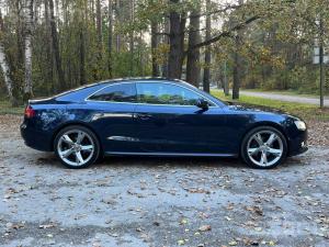 Black Audi A5 2009 in Riga, with an engine capacity of 2.00 L and mileage of 0 thousand km for 6799 €, photo 7 on AUTOMOTO.COM.LV