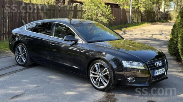Melns Audi A5 2010 Jūrmala, ar dzinēja tilpumu 2.00 L un nobraukumu 0 tūkst. km par 7950 €, foto 10 vietnē AUTOMOTO.COM.LV