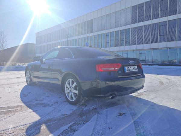 Melns Audi A5 2010 Viļņa, ar dzinēja tilpumu 2.70 L un nobraukumu 248 tūkst. km par 5850 €, foto 3 vietnē AUTOMOTO.COM.LV