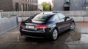 Melns Audi A5 2010 Tartu, ar dzinēja tilpumu 2.00 L un nobraukumu 297 tūkst. km par 7500 €, foto 3 vietnē AUTOMOTO.COM.LV