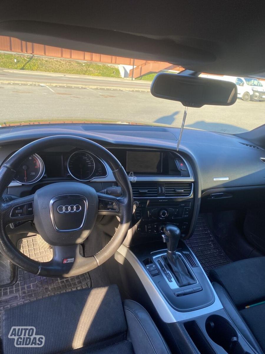 Melns Audi A5 2010 Klaipėda, ar dzinēja tilpumu 2.00 L un nobraukumu 222 tūkst. km par 5499 €, foto 11 vietnē AUTOMOTO.COM.LV