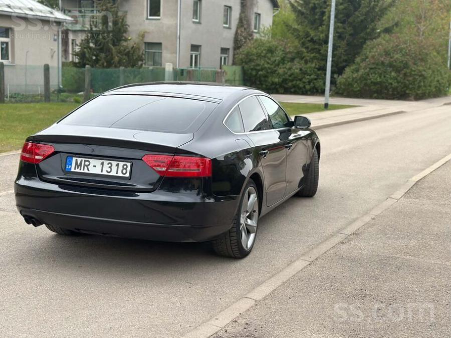 Melns Audi A5 2010 Rīga, ar dzinēja tilpumu 2.00 L un nobraukumu 276 tūkst. km par 7550 €, foto 7 vietnē AUTOMOTO.COM.LV