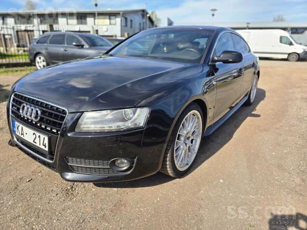 Black Audi A5 2010 in Riga, with an engine capacity of 2.00 L and mileage of 0 thousand km for 5600 €, photo 1 on AUTOMOTO.COM.LV