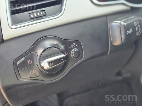 Black Audi A5 2010 in Riga, with an engine capacity of 2.00 L and mileage of 0 thousand km for 5600 €, photo 7 on AUTOMOTO.COM.LV
