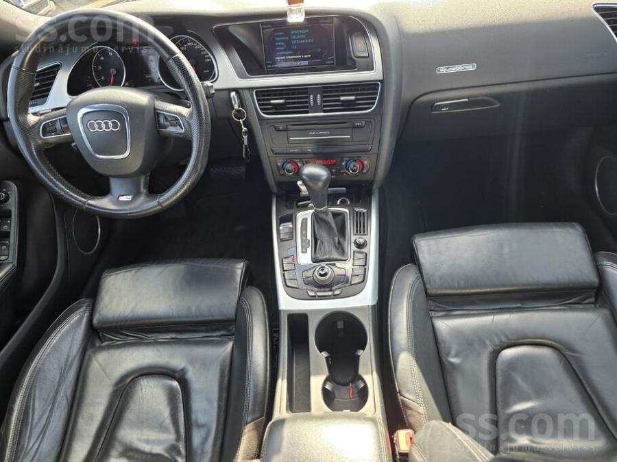 Black Audi A5 2010 in Riga, with an engine capacity of 2.00 L and mileage of 0 thousand km for 5600 €, photo 14 on AUTOMOTO.COM.LV
