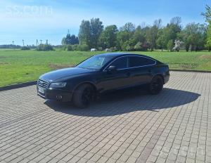 Melns Audi A5 2010 Talsi, ar dzinēja tilpumu 2.00 L un nobraukumu 221 tūkst. km par 4900 €, foto  vietnē AUTOMOTO.COM.LV
