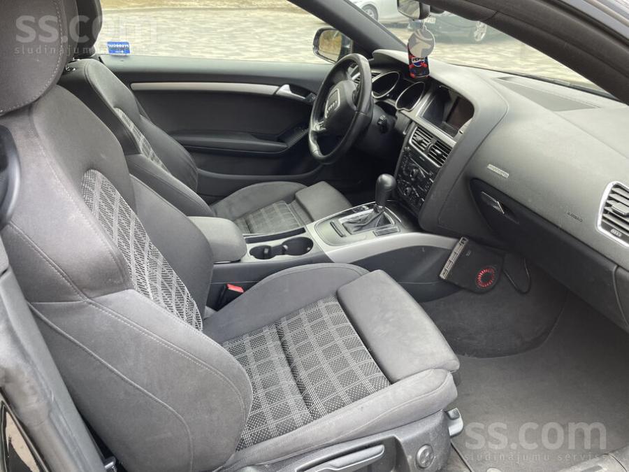 Black Audi A5 2010 in Riga, with an engine capacity of 2.00 L and mileage of 394 thousand km for 5800 €, photo 6 on AUTOMOTO.COM.LV