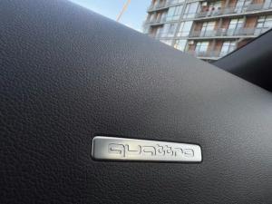 Black Audi A5 2010 in Riga, with an engine capacity of 3.00 L and mileage of 390 thousand km for 8490 €, photo 12 on AUTOMOTO.COM.LV