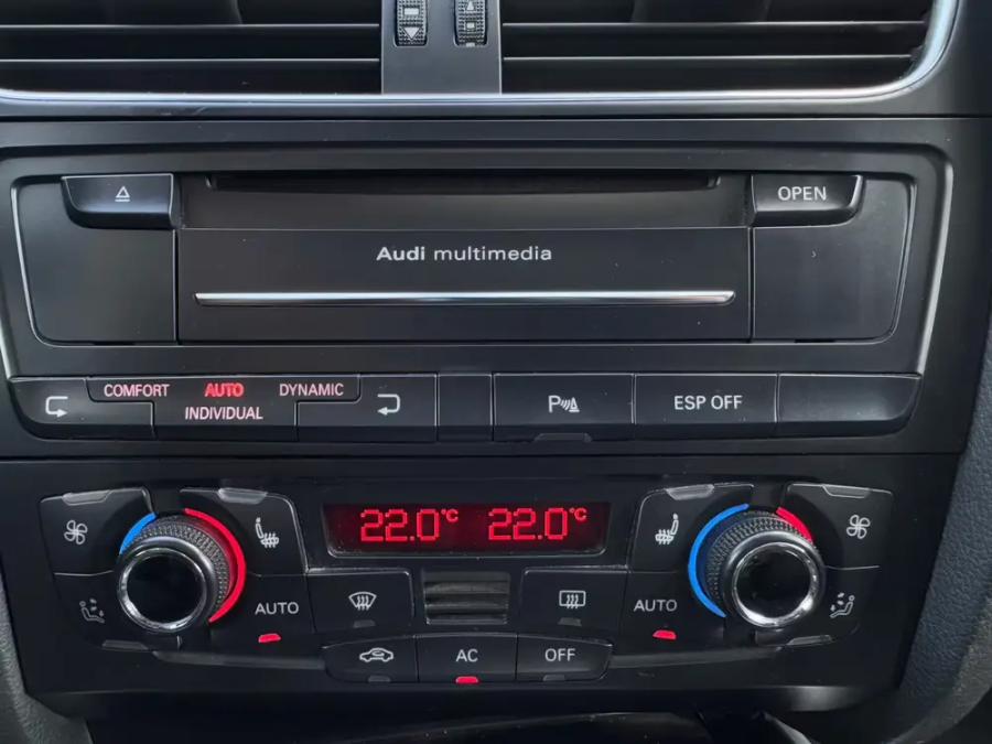 Black Audi A5 2010 in Riga, with an engine capacity of 3.00 L and mileage of 390 thousand km for 8490 €, photo 13 on AUTOMOTO.COM.LV