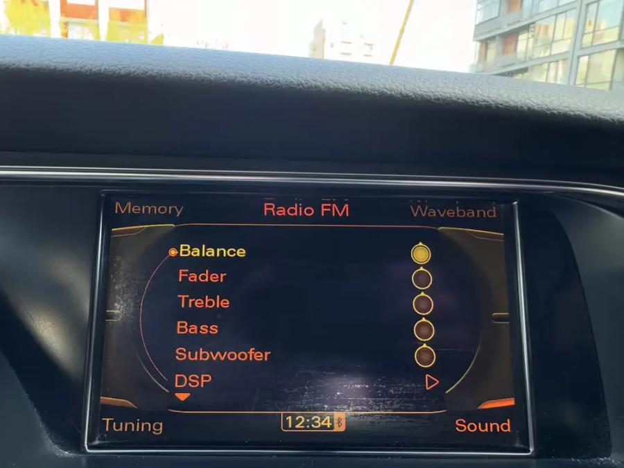 Black Audi A5 2010 in Riga, with an engine capacity of 3.00 L and mileage of 390 thousand km for 8490 €, photo 15 on AUTOMOTO.COM.LV