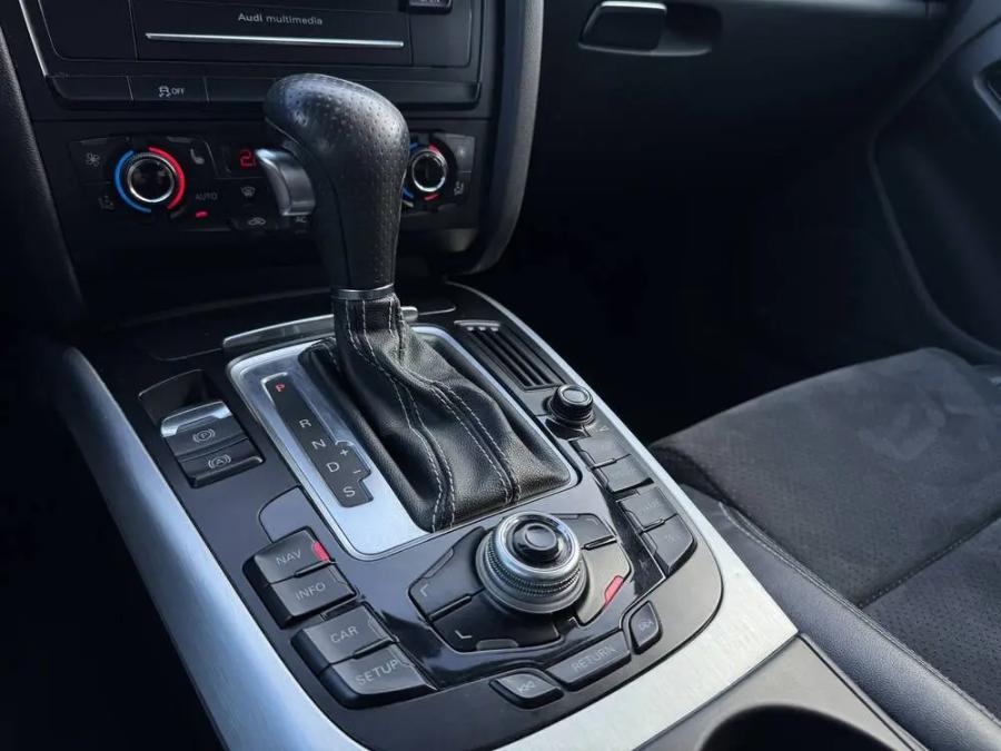 Melns Audi A5 2010 Rīga, ar dzinēja tilpumu 2.70 L un nobraukumu 250 tūkst. km par 5990 €, foto 29 vietnē AUTOMOTO.COM.LV
