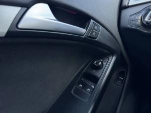 Melns Audi A5 2010 Rīga, ar dzinēja tilpumu 2.70 L un nobraukumu 250 tūkst. km par 5990 €, foto 32 vietnē AUTOMOTO.COM.LV