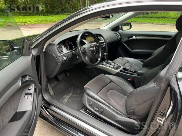 Black Audi A5 2010 in Riga, with an engine capacity of 3.00 L and mileage of 0 thousand km for 8599 €, photo 9 on AUTOMOTO.COM.LV