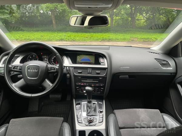 Black Audi A5 2010 in Riga, with an engine capacity of 3.00 L and mileage of 0 thousand km for 8599 €, photo 10 on AUTOMOTO.COM.LV