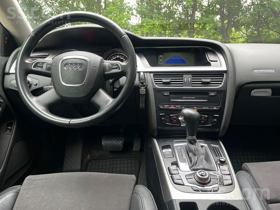 Melns Audi A5 2010 Rīga, ar dzinēja tilpumu 3.00 L un nobraukumu 0 tūkst. km par 8599 €, foto 12 vietnē AUTOMOTO.COM.LV