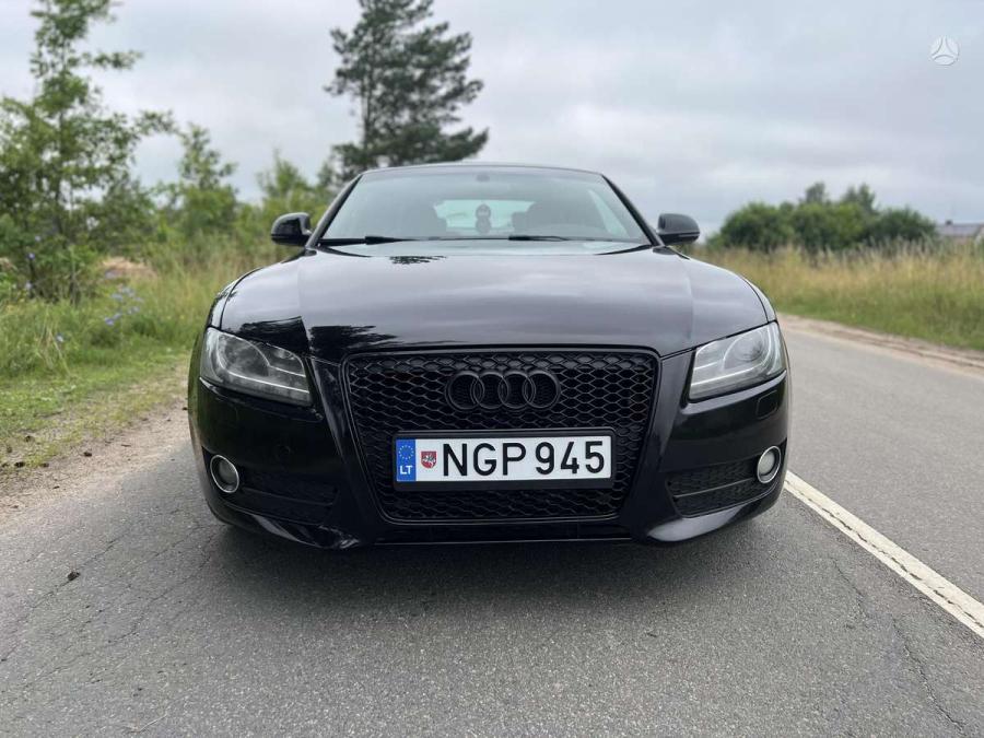 Melns Audi A5 2010 Viļņa, ar dzinēja tilpumu 1.80 L un nobraukumu 294 tūkst. km par 5200 €, foto 3 vietnē AUTOMOTO.COM.LV