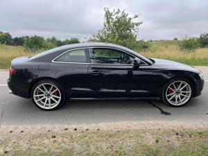 Melns Audi A5 2010 Viļņa, ar dzinēja tilpumu 1.80 L un nobraukumu 294 tūkst. km par 5200 €, foto 9 vietnē AUTOMOTO.COM.LV