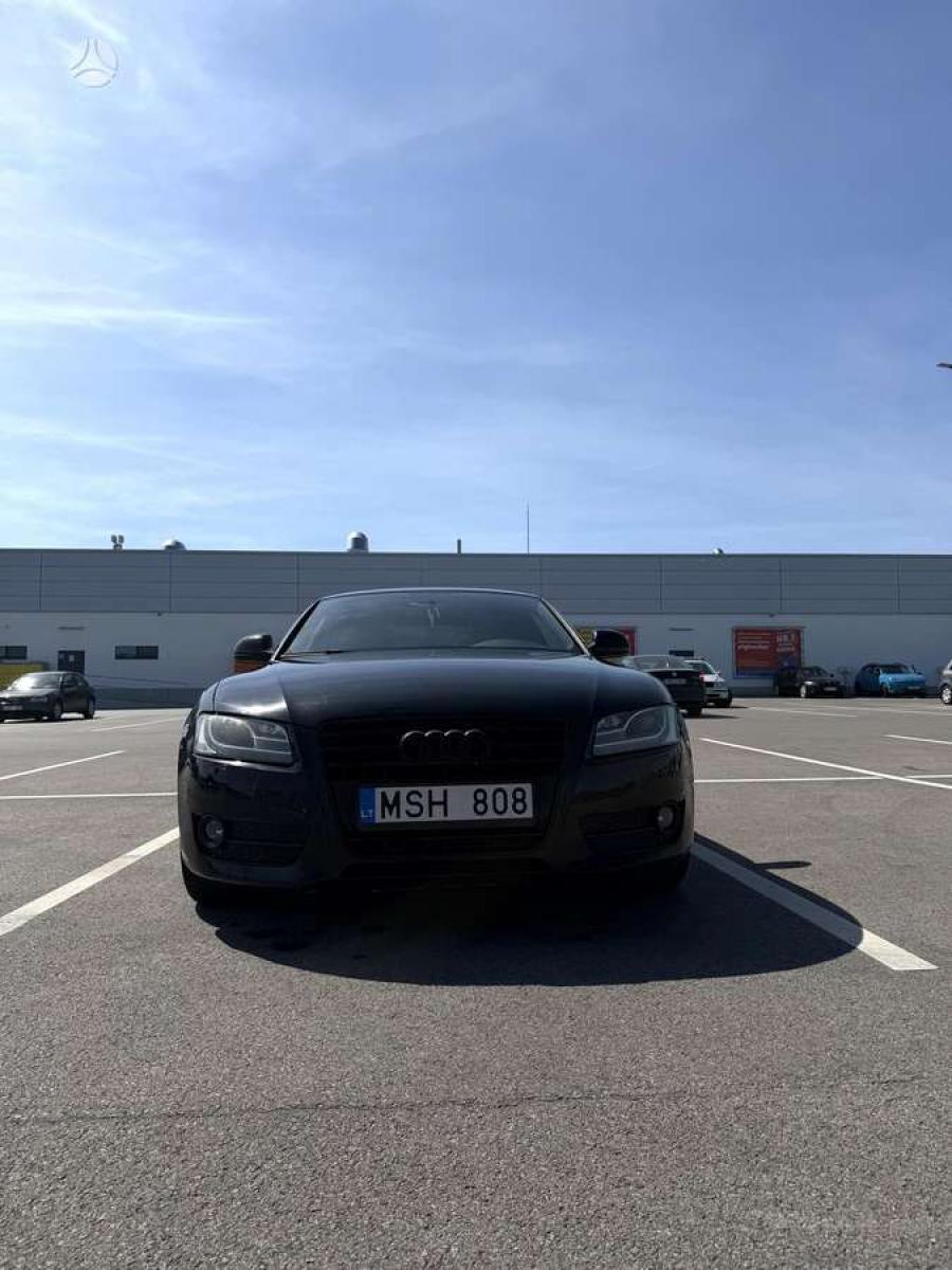 Melns Audi A5 2010 Kauņa, ar dzinēja tilpumu 1.98 L un nobraukumu 214 tūkst. km par 5000 €, foto 4 vietnē AUTOMOTO.COM.LV