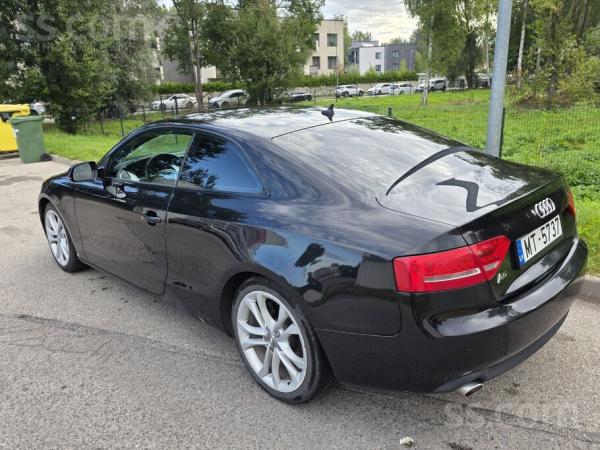 Audi A5 2010 RÄ«ga vietnÄ Melns Audi A5 2010 RÄ«ga, ar dzinÄja tilpumu 3.00 L un nobraukumu 312 tÅ«kst. km par 7500 ā¬, foto 7 vietnÄ AUTOMOTO.COM.LV