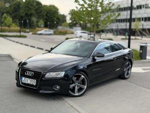 Black Audi A5 2010 in Vilnius, with an engine capacity of 0.00 L and mileage of 294 thousand km for 4000 €, photo 3 on AUTOMOTO.COM.LV