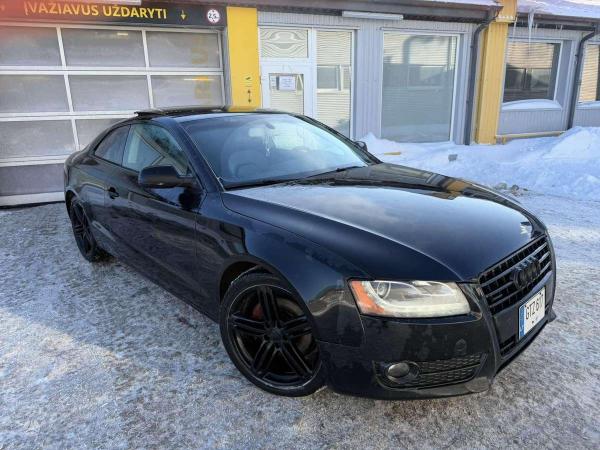 Melns Audi A5 2011 Telšiai, ar dzinēja tilpumu 1.98 L un nobraukumu 200 tūkst. km par 3350 €, foto 2 vietnē AUTOMOTO.COM.LV