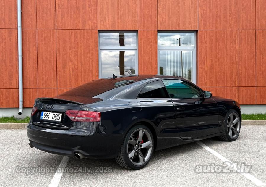 Black Audi A5 2011 in Tartu, with an engine capacity of 2.70 L and mileage of 290 thousand km for 5200 €, photo 5 on AUTOMOTO.COM.LV