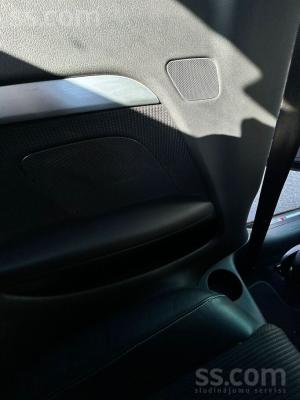 Black Audi A5 2011 in Riga, with an engine capacity of 3.00 L and mileage of 281 thousand km for 9500 €, photo 20 on AUTOMOTO.COM.LV