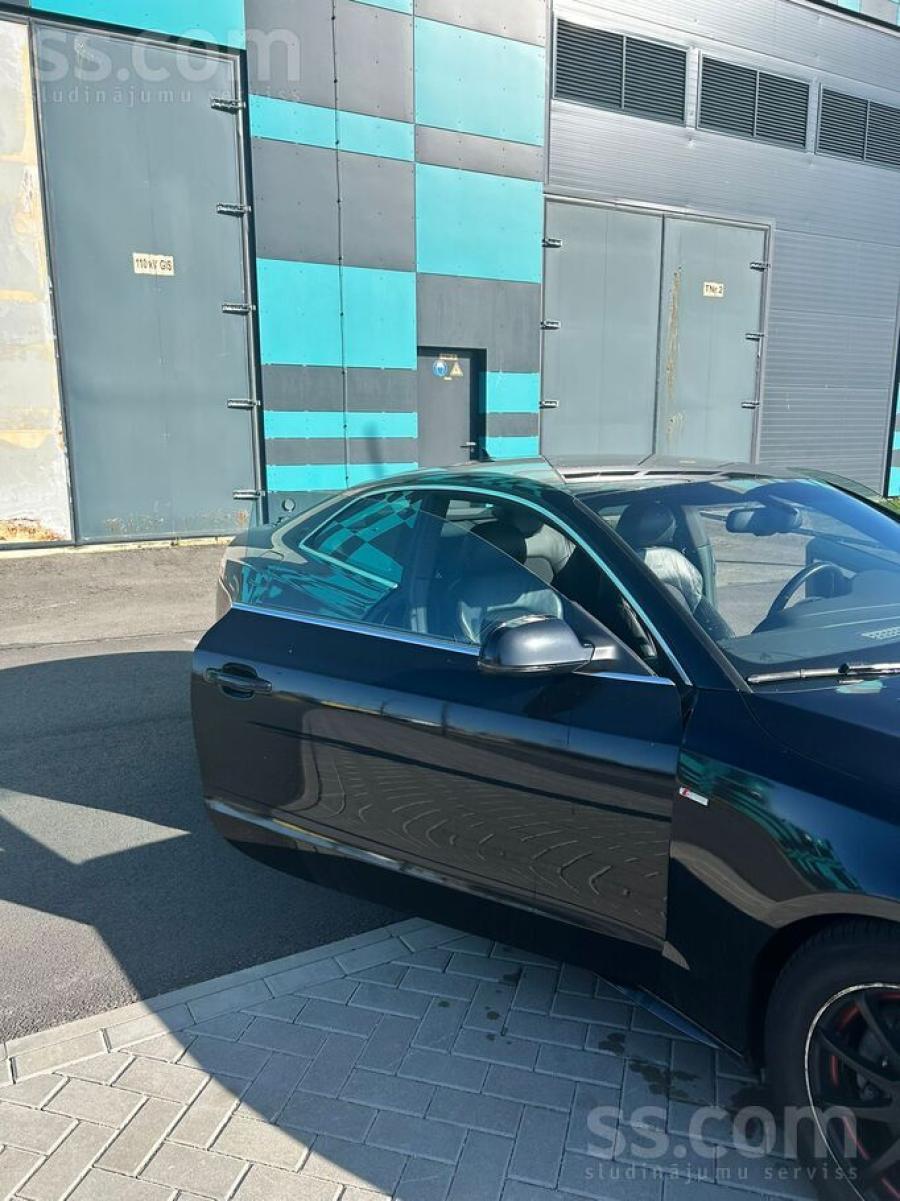 Black Audi A5 2011 in Riga, with an engine capacity of 3.00 L and mileage of 281 thousand km for 9500 €, photo 29 on AUTOMOTO.COM.LV