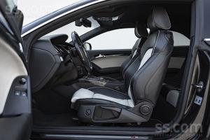 Melns Audi A5 2011 Rīga, ar dzinēja tilpumu 3.00 L un nobraukumu 298 tūkst. km par 8450 €, foto 11 vietnē AUTOMOTO.COM.LV