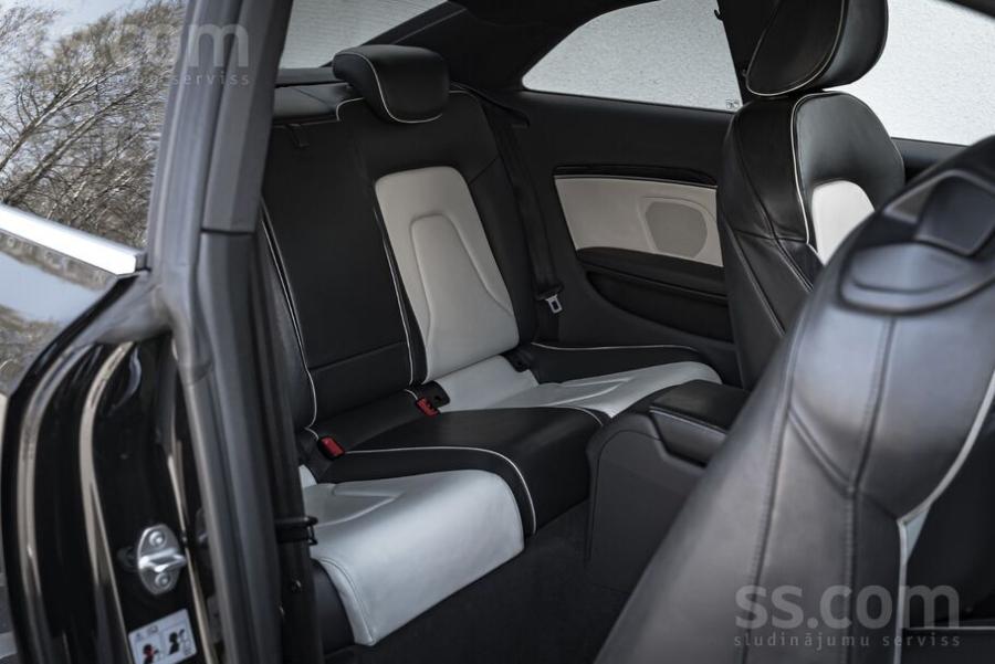 Melns Audi A5 2011 Rīga, ar dzinēja tilpumu 3.00 L un nobraukumu 298 tūkst. km par 8450 €, foto 14 vietnē AUTOMOTO.COM.LV
