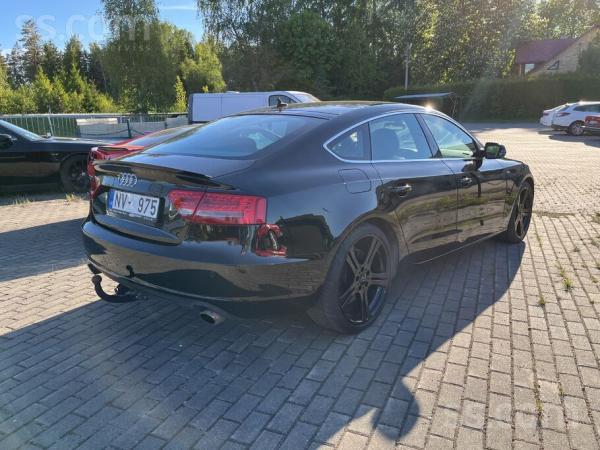 Black Audi A5 2011 in Talsi, with an engine capacity of 3.00 L and mileage of 243 thousand km for 8300 €, photo 5 on AUTOMOTO.COM.LV