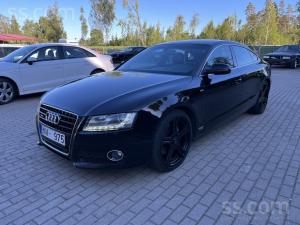 Black Audi A5 2011 in Talsi, with an engine capacity of 3.00 L and mileage of 243 thousand km for 8300 €, photo 4 on AUTOMOTO.COM.LV