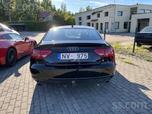 Black Audi A5 2011 in Talsi, with an engine capacity of 3.00 L and mileage of 243 thousand km for 8300 €, photo 7 on AUTOMOTO.COM.LV