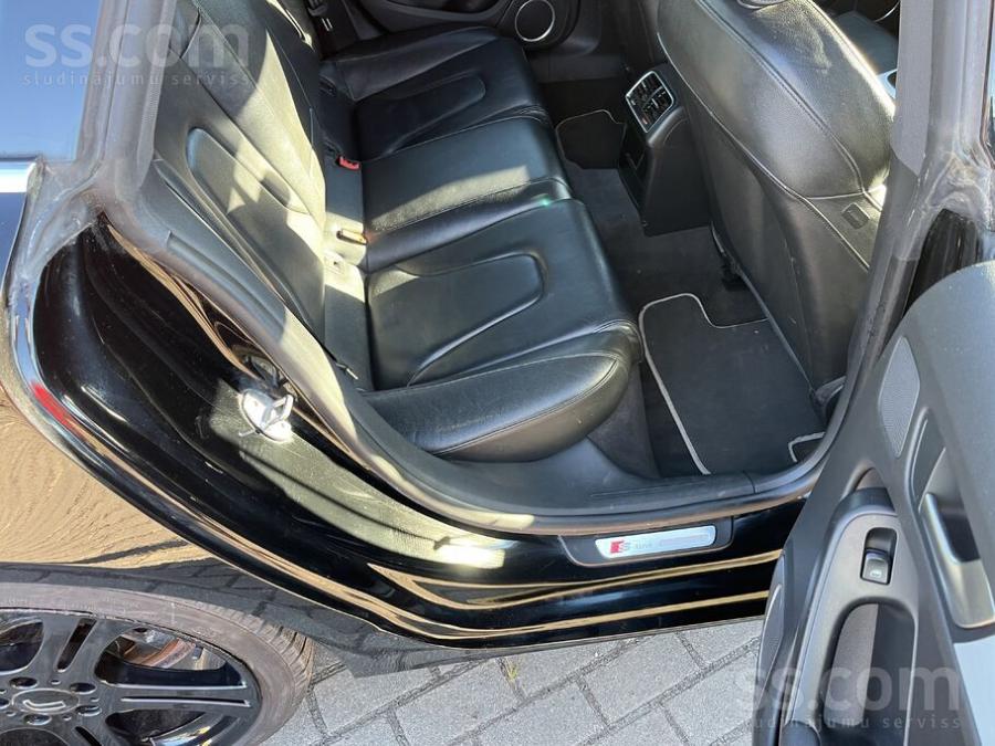 Black Audi A5 2011 in Talsi, with an engine capacity of 3.00 L and mileage of 243 thousand km for 8300 €, photo 8 on AUTOMOTO.COM.LV