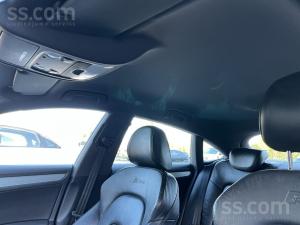 Black Audi A5 2011 in Talsi, with an engine capacity of 3.00 L and mileage of 243 thousand km for 8300 €, photo 17 on AUTOMOTO.COM.LV