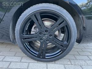 Black Audi A5 2011 in Talsi, with an engine capacity of 3.00 L and mileage of 243 thousand km for 8300 €, photo 18 on AUTOMOTO.COM.LV