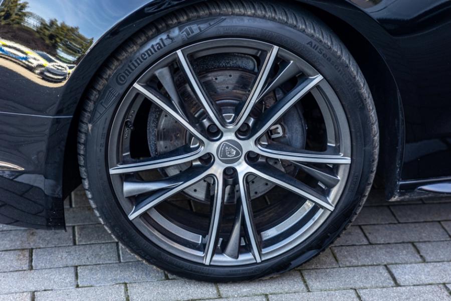 Black Audi A5 2011 in Riga, with an engine capacity of 2.70 L and mileage of 259 thousand km for 8790 €, photo 18 on AUTOMOTO.COM.LV