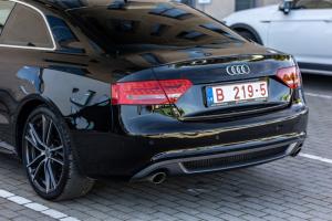 Black Audi A5 2011 in Riga, with an engine capacity of 2.70 L and mileage of 259 thousand km for 8790 €, photo 19 on AUTOMOTO.COM.LV