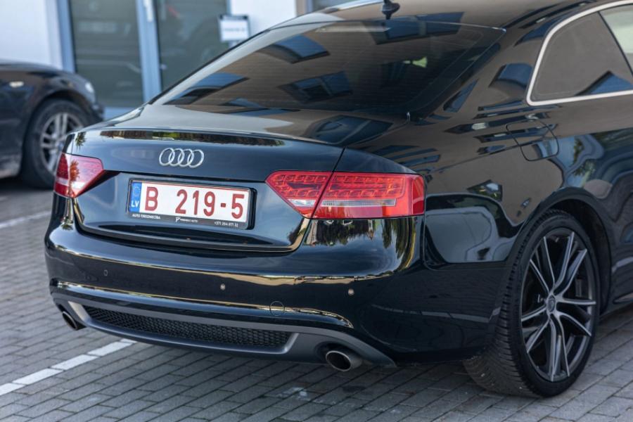 Black Audi A5 2011 in Riga, with an engine capacity of 2.70 L and mileage of 259 thousand km for 8790 €, photo 20 on AUTOMOTO.COM.LV