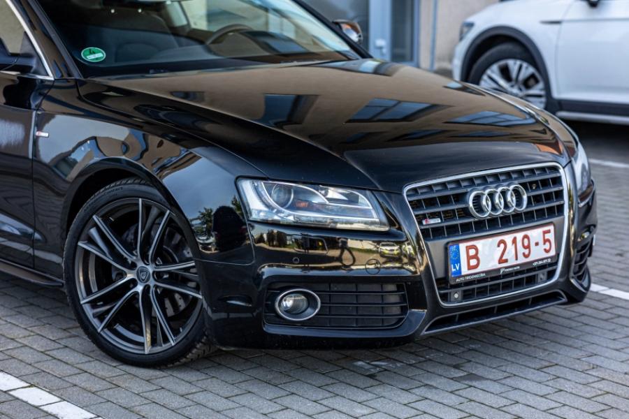 Black Audi A5 2011 in Riga, with an engine capacity of 2.70 L and mileage of 259 thousand km for 8790 €, photo 25 on AUTOMOTO.COM.LV