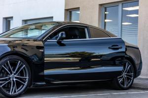 Black Audi A5 2011 in Riga, with an engine capacity of 2.70 L and mileage of 259 thousand km for 8790 €, photo 29 on AUTOMOTO.COM.LV