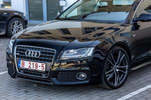 Black Audi A5 2011 in Riga, with an engine capacity of 2.70 L and mileage of 259 thousand km for 8790 €, photo 31 on AUTOMOTO.COM.LV