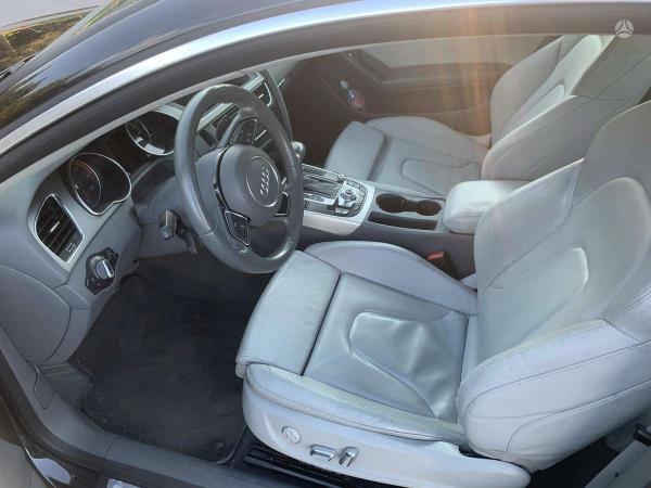 Melns Audi A5 2011 Viļņa, ar dzinēja tilpumu 2.97 L un nobraukumu 354 tūkst. km par 7700 €, foto 9 vietnē AUTOMOTO.COM.LV