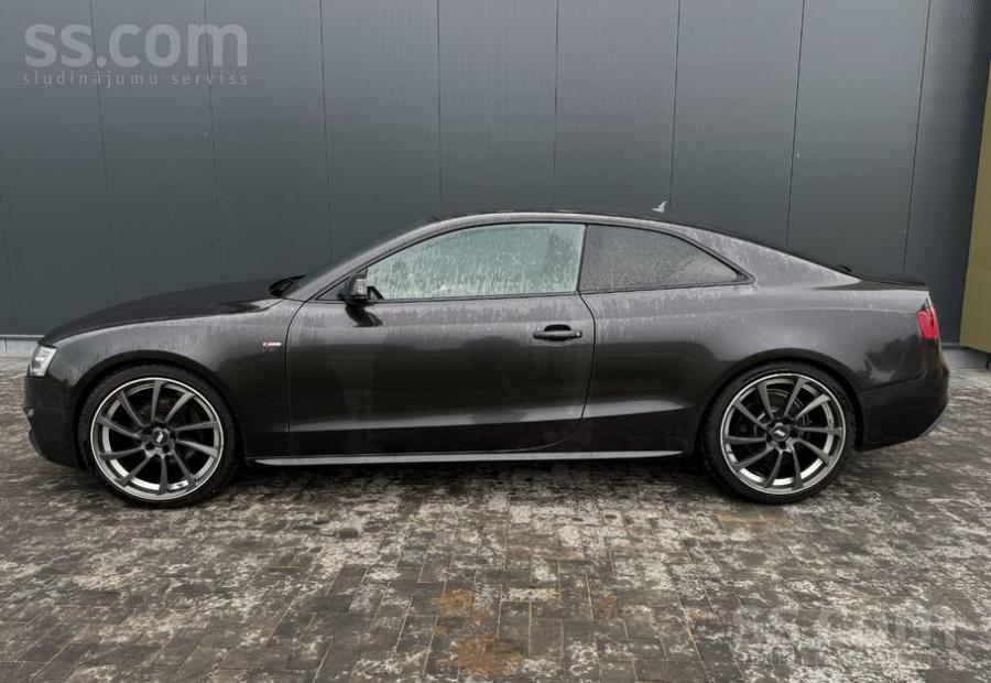Melns Audi A5 2012 Kuldīga, ar dzinēja tilpumu 3.00 L un nobraukumu 207 tūkst. km par 11300 €, foto 4 vietnē AUTOMOTO.COM.LV