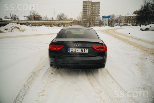 Black Audi A5 2012 in Riga, with an engine capacity of 2.00 L and mileage of 155 thousand km for 8950 €, photo 6 on AUTOMOTO.COM.LV