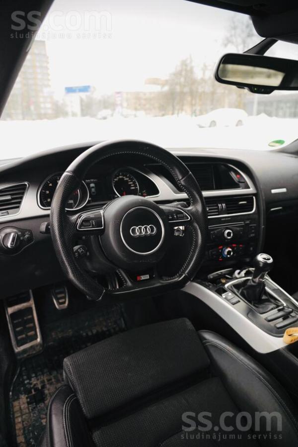 Black Audi A5 2012 in Riga, with an engine capacity of 2.00 L and mileage of 155 thousand km for 8950 €, photo 8 on AUTOMOTO.COM.LV
