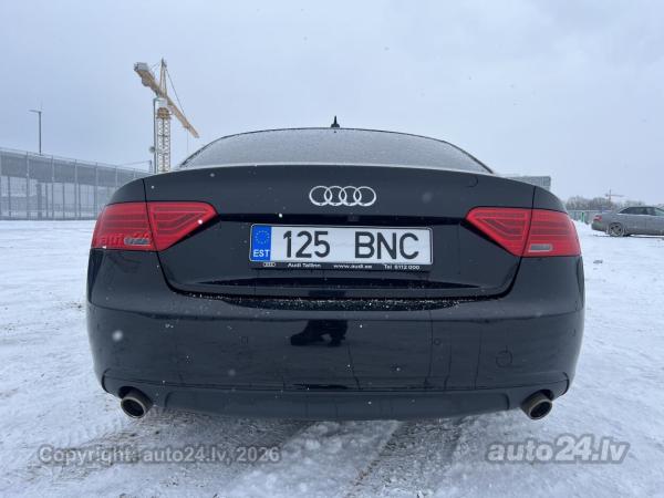 Melns Audi A5 2012 Tallina, ar dzinēja tilpumu 3.00 L un nobraukumu 215 tūkst. km par 13000 €, foto 4 vietnē AUTOMOTO.COM.LV
